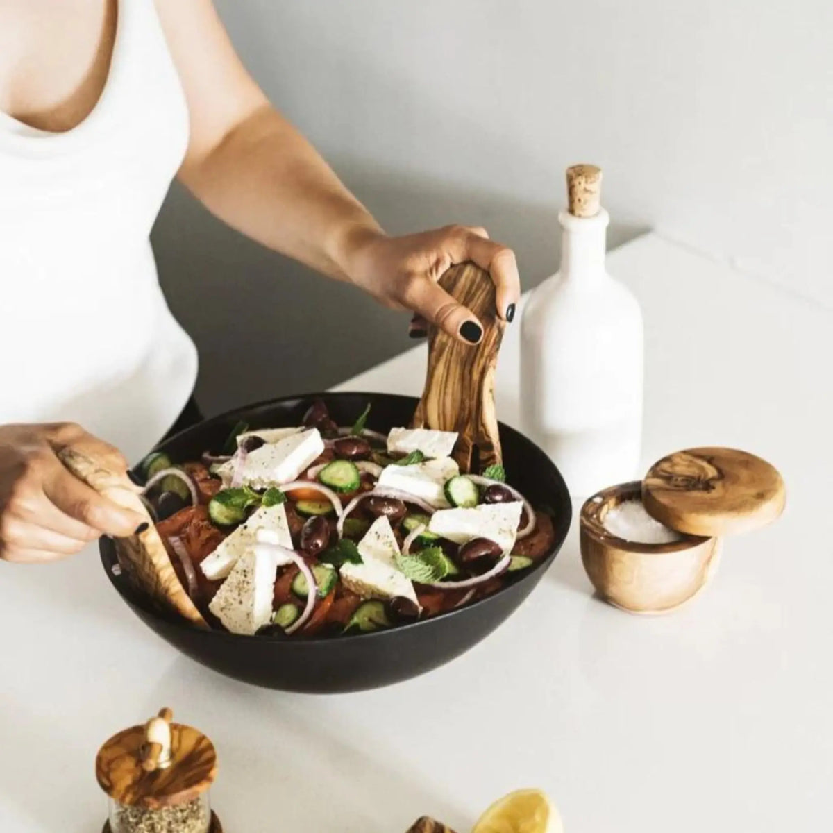 Handgjord Salladsbestick med olivträ | Snabb leverans | – Joi Living